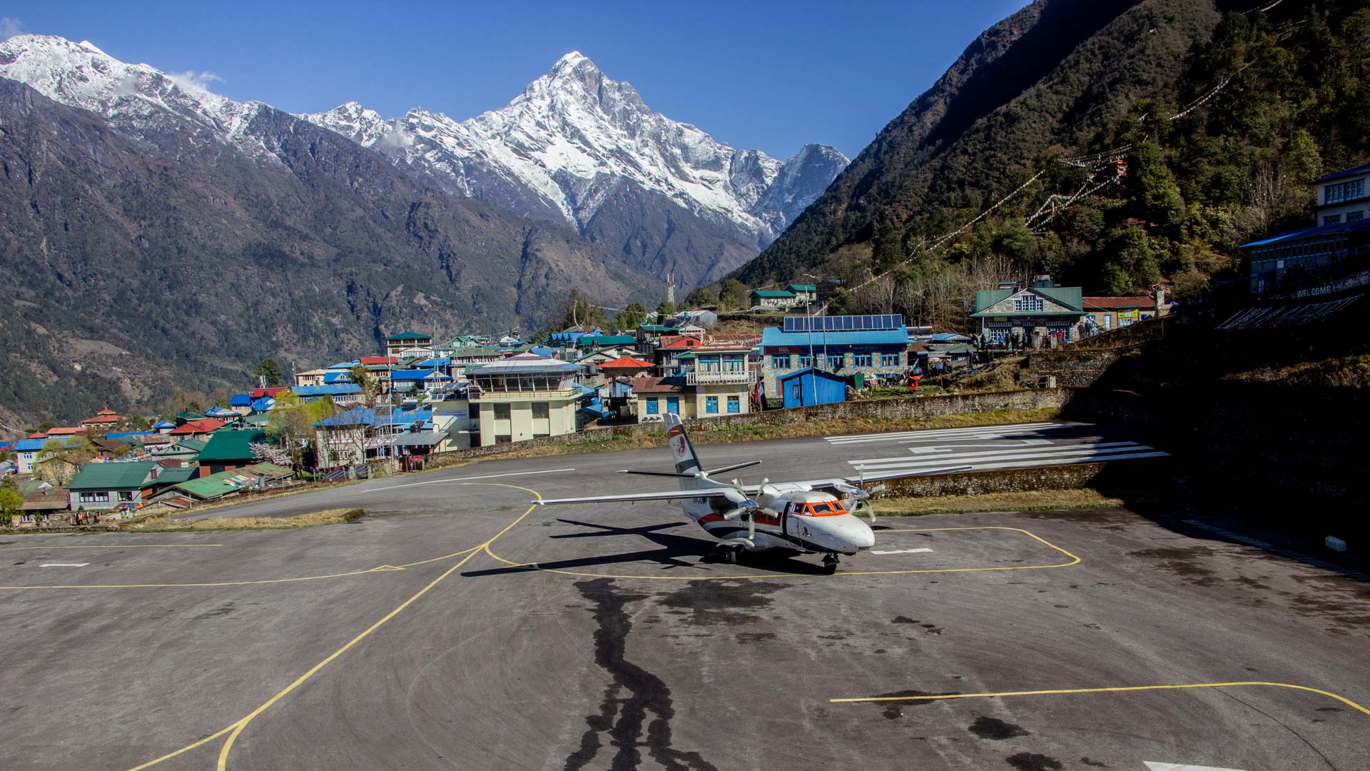 Hotel Everest View Heli Trek - 6 days | HoneyGuide
